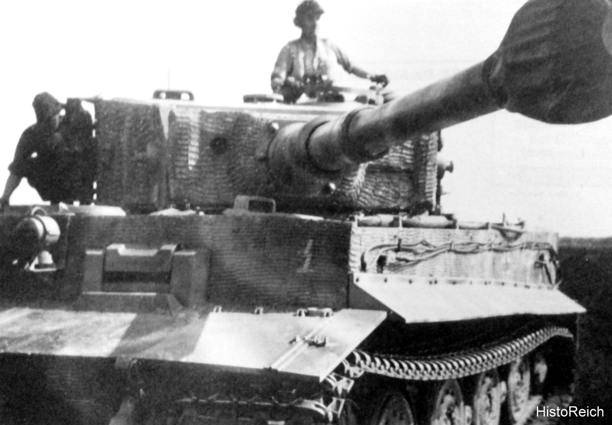 HISTOREICH: Impressionnant TIGER Ausf E 221 au musee des blindes Saumur