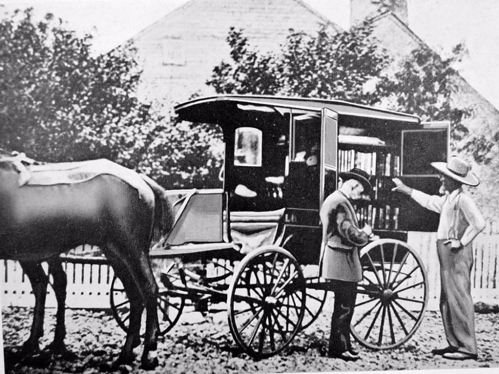 Long Before Amazon, There Were Bookmobiles! These 30 Libraries-on ...