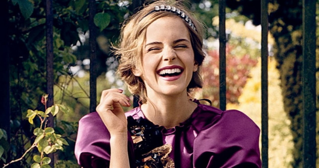 Galaxy Note HD Wallpapers: Smiling Emma Watson Actress Galaxy Note HD ...