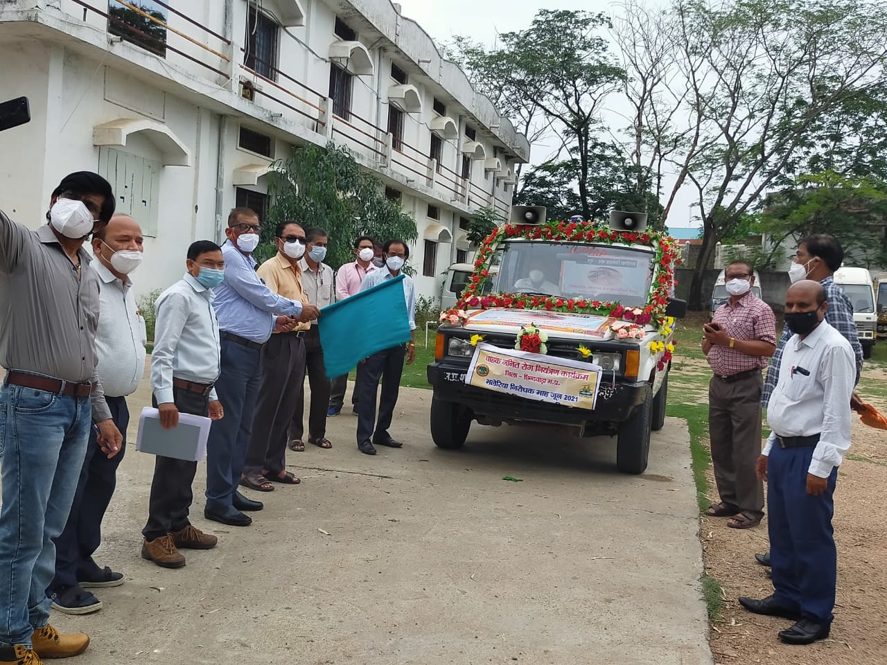 बुखार मलेरिया हो सकता है बुखार आने पर तुरंत रक्त की जांच कराएं मलेरिया ...