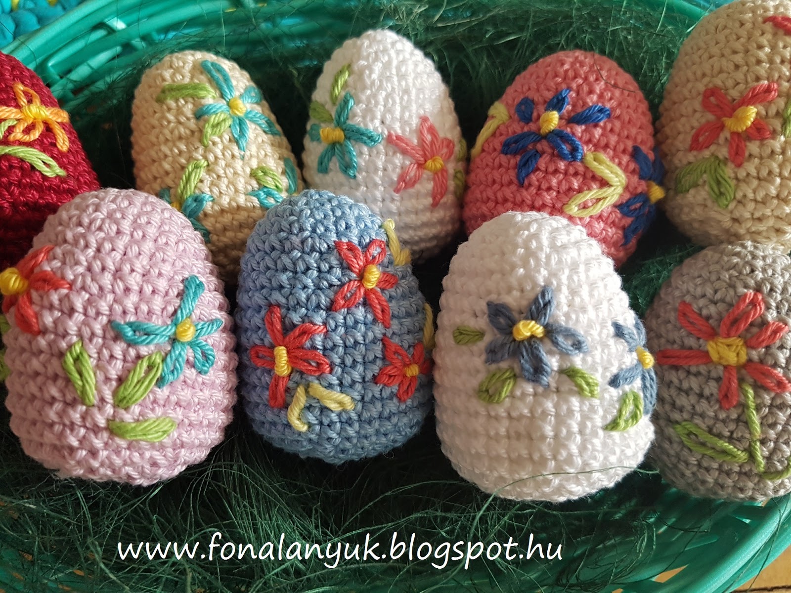 FONAL ANYUK: Hímes tojás - horgolt tojás