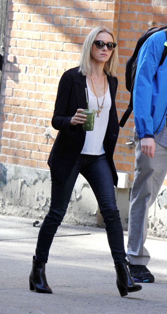 GYPSY Netflix Series Trailers, Images and Poster | The Entertainment Factor