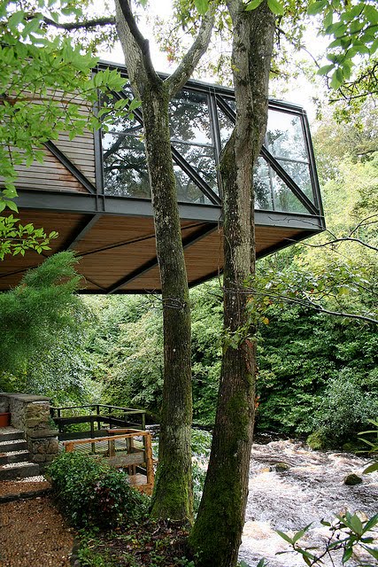 johnstonmommies: Goulding House in Enniskerry, Ireland