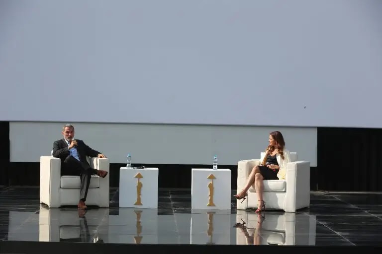 Raya Abi Rashid conducts a dialogue session with the actor "Rufus ...