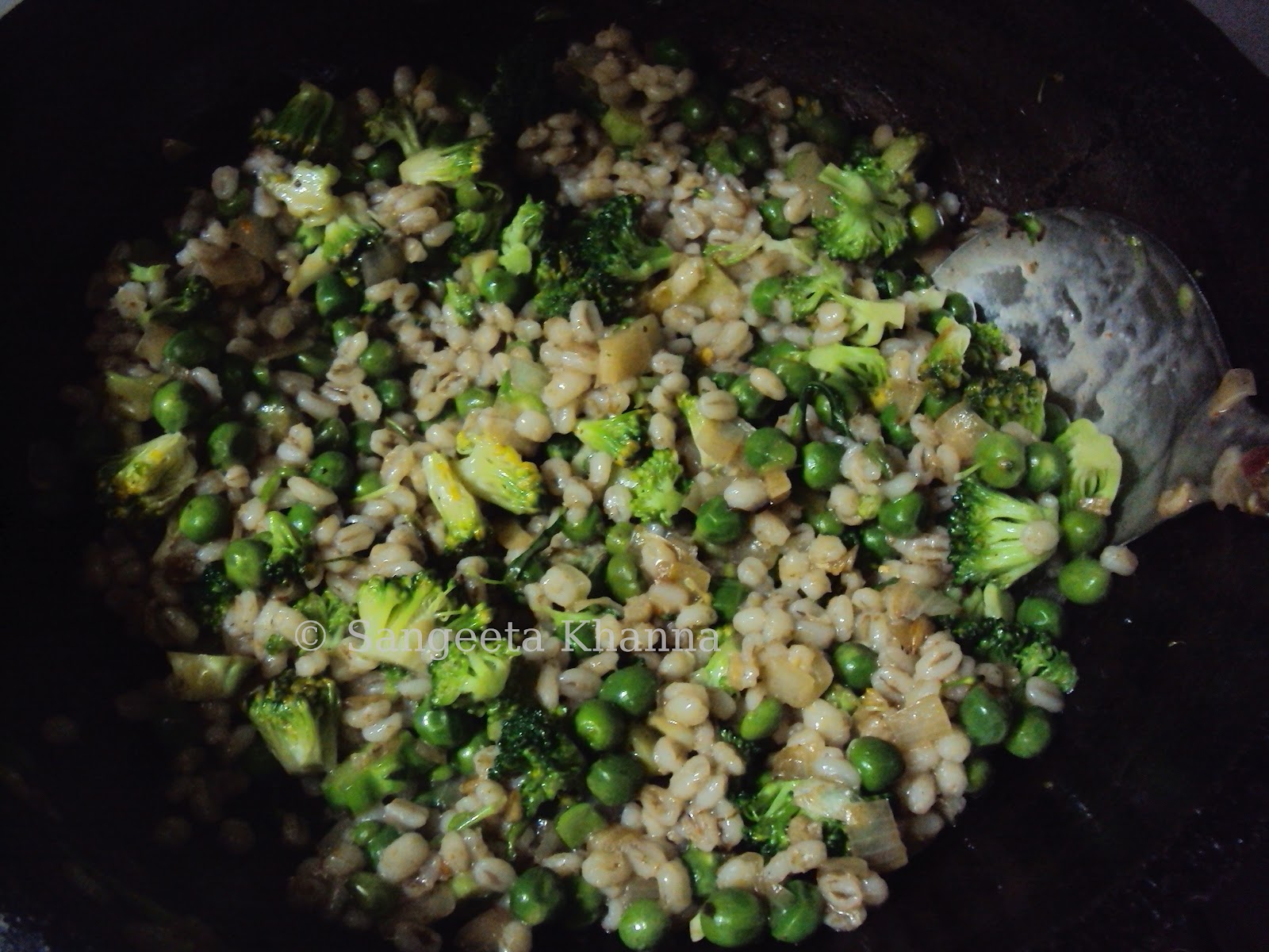 broccoli and barley ...my perfect dinner ideas ....