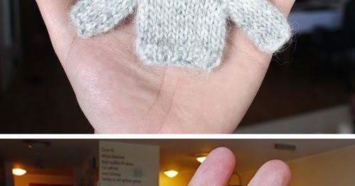 Amazing Knitting: Minilopapeysa Keyring - Free Pattern
