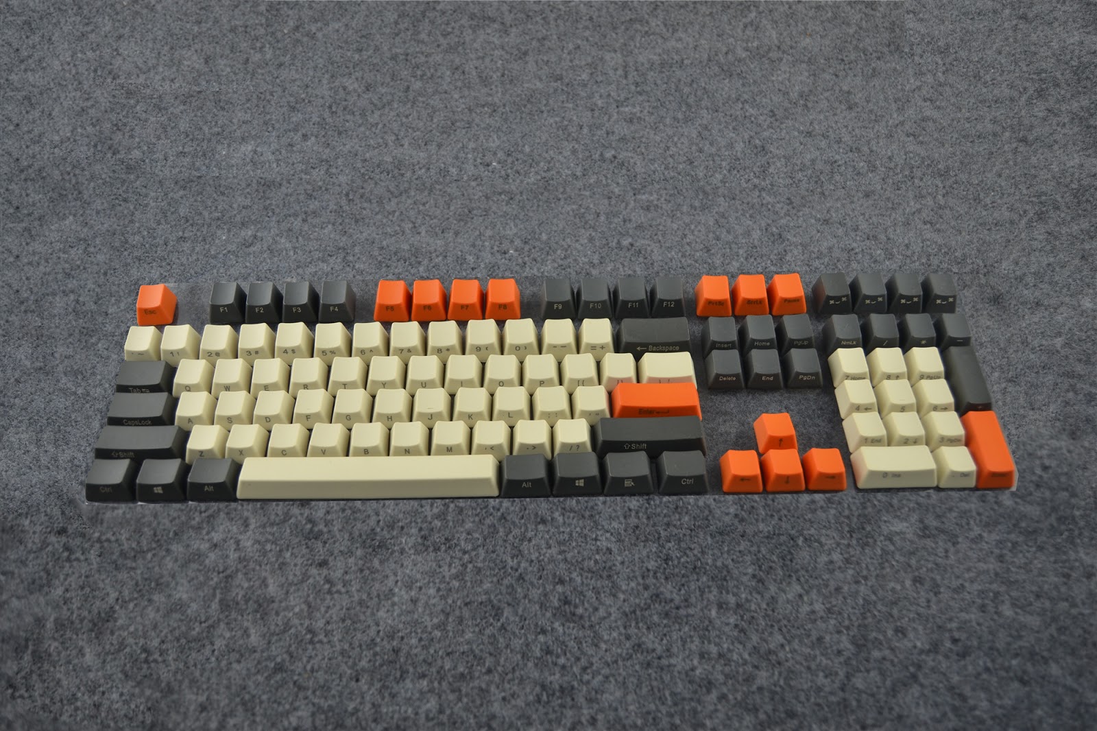 Altkey: 104 keys Carbon Keycap set PBT Key Caps for Cherry MX Keyboard