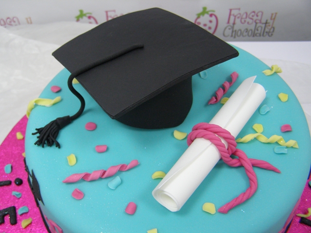 El blog de Fresa y Chocolate: TARTA GRADUACIÓN
