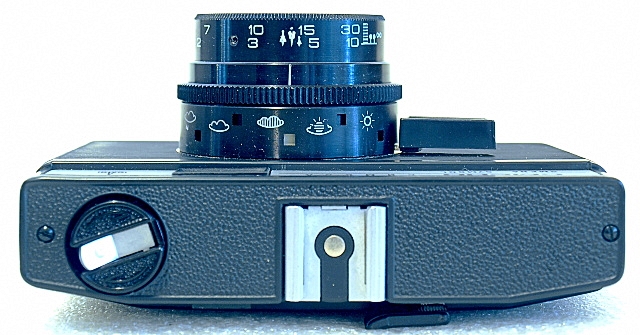 LOMO Smena Symbol 35mm Viewfinder Camera Review - ImagingPixel