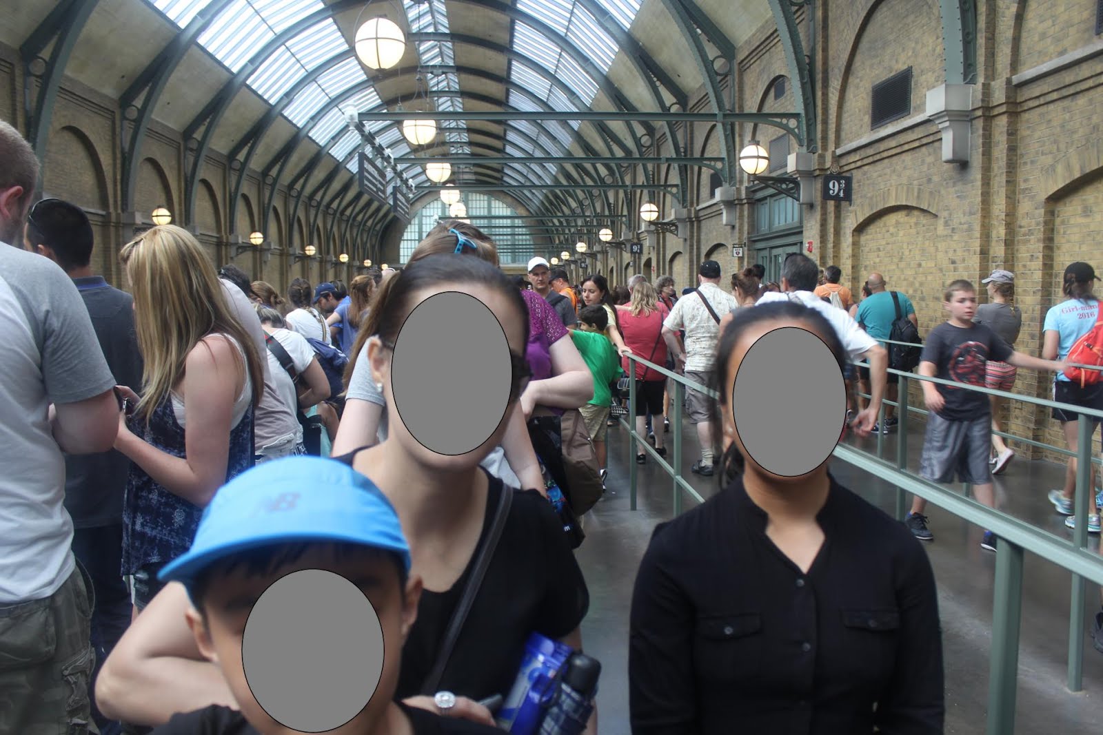 Stay, Stray, Play and Feast: Wizarding World of Harry Potter: Magical ...