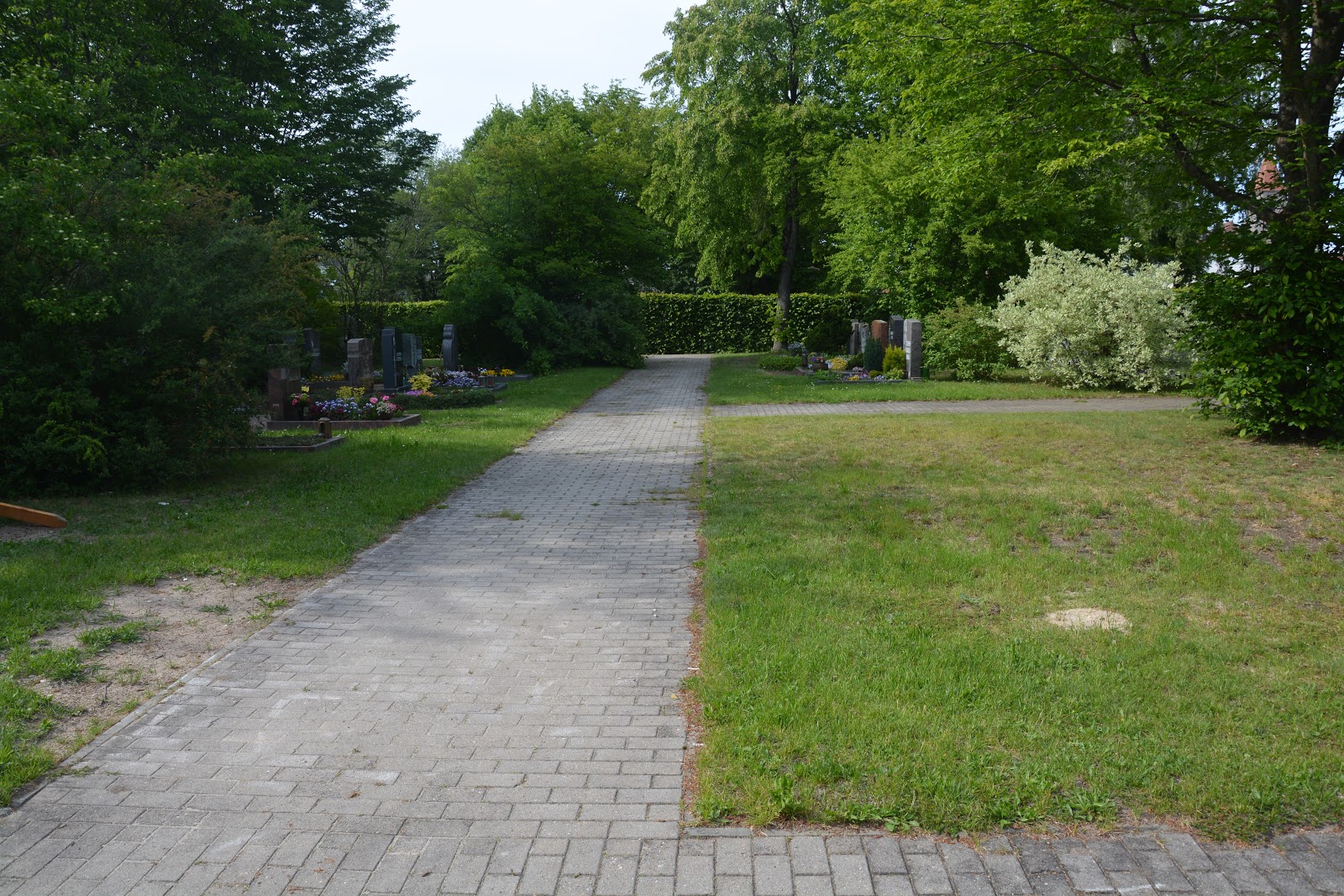 Nürnberginfo: Friedhof Kornburg