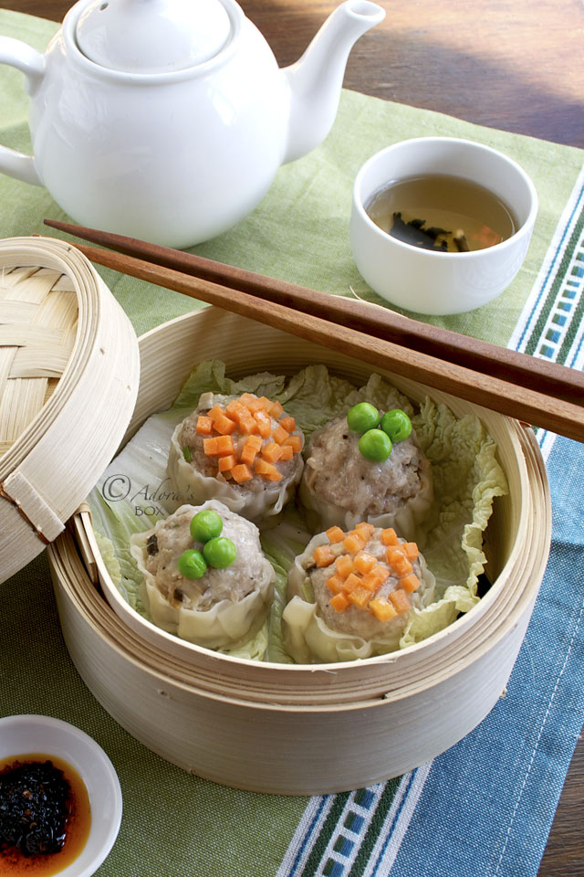 Adora's Box: PORK AND PRAWN SIOMAI