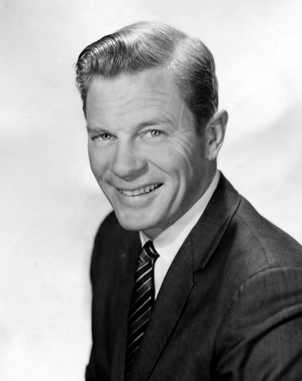 Joan Endress's Instagram, Twitter & Facebook on IDCrawl