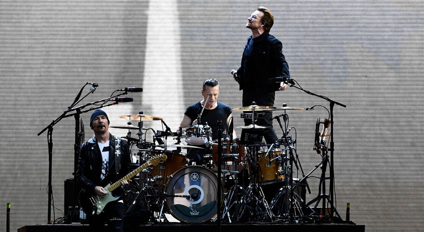 U2 Sombras e Árvores Altas - Blog: "O U2 tem uma história de grandes shows no Brasil, não é ...