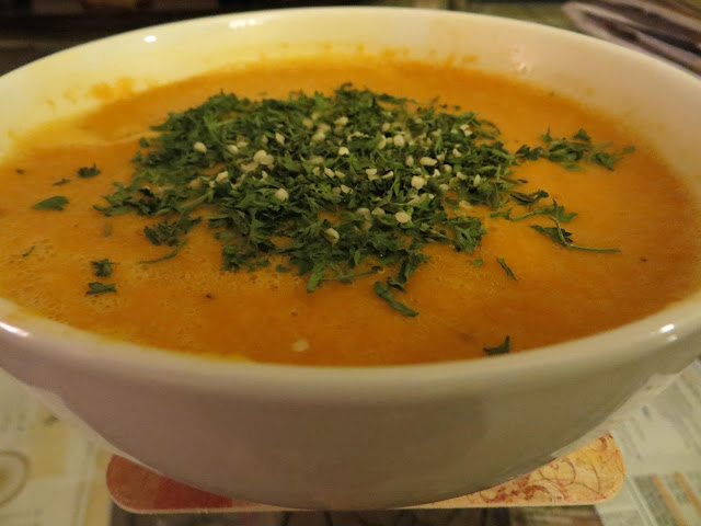 A Raw Foodist's Journal: Eating Raw for Lunch and Dinner