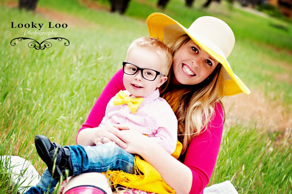 MessyDirtyHair: Looky Loo