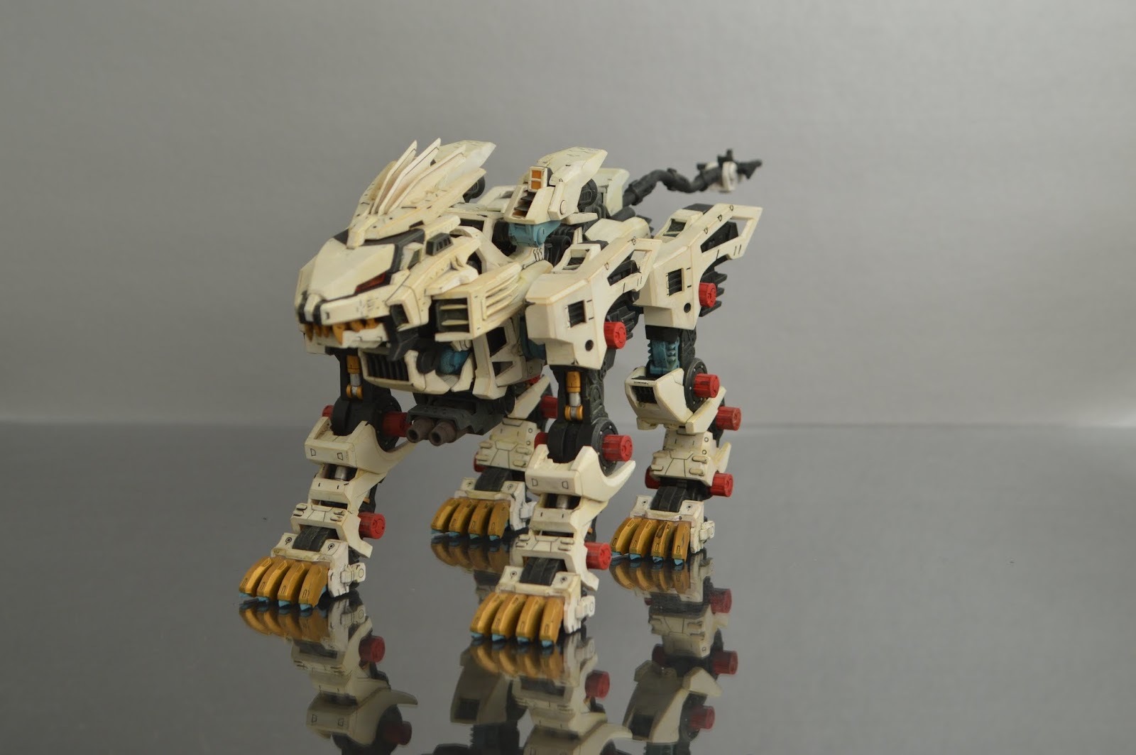HMM Liger Zero