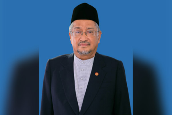 Dr. Luqman Dilantik Sebagai Mufti Wilayah Persekutuan Baharu Ke-8 ...