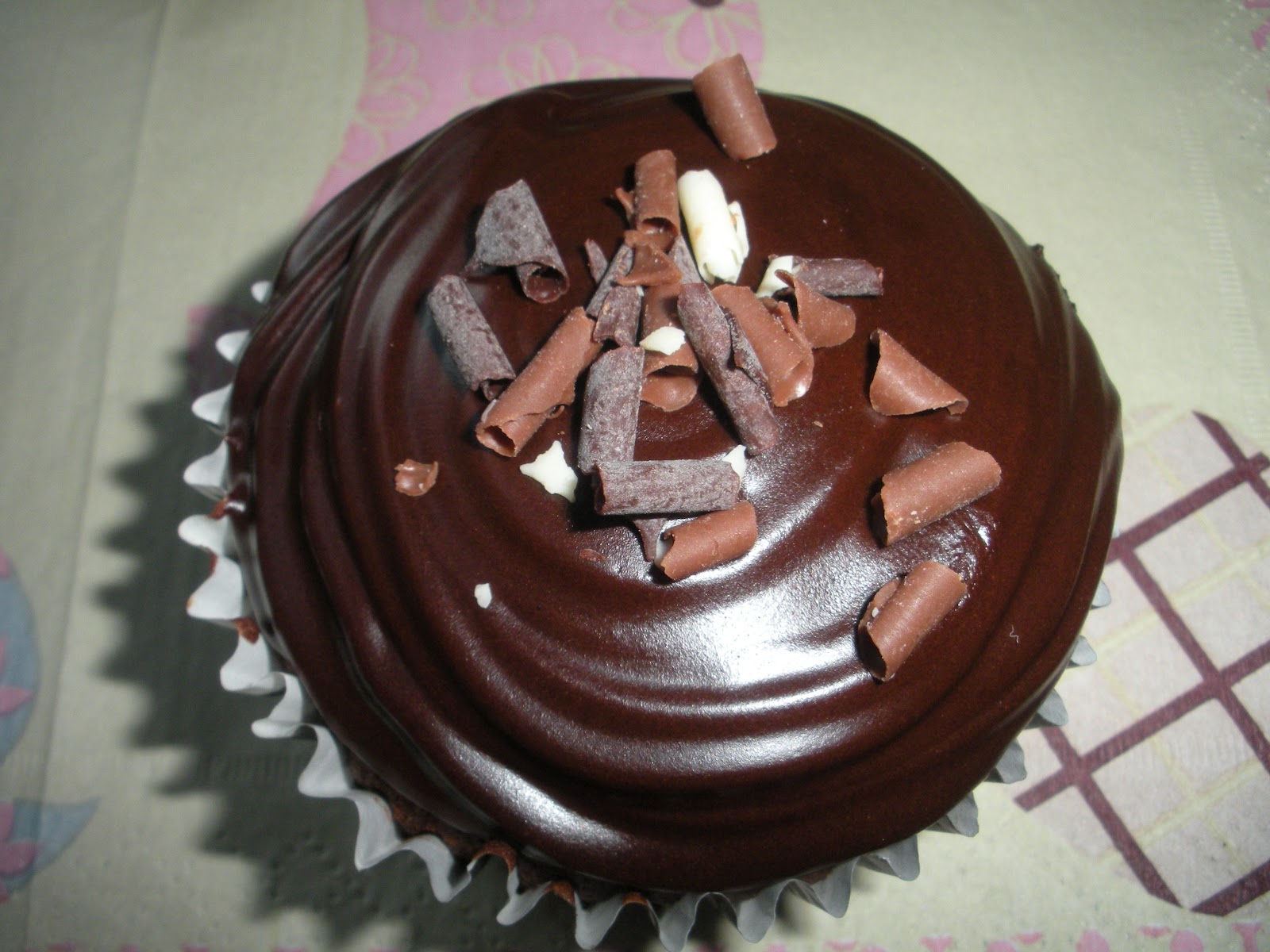 A MORDISCOS: CUPCAKES DE CHOCOLATE NEGRO
