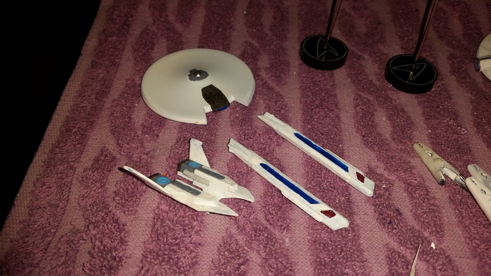 Deep Space Pat: Resin Kit Review: The Delta Quadrant 1/2500 Phobos ...