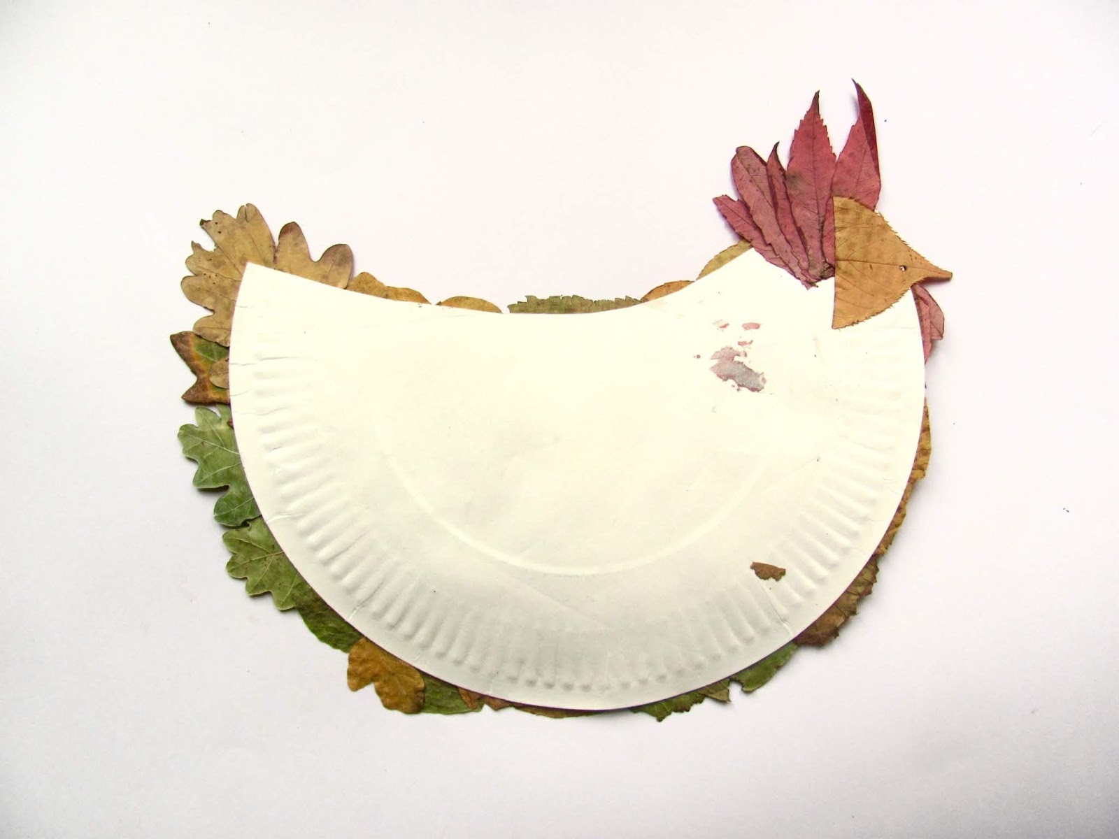 Jumble Tree: Leaf art using paper plates