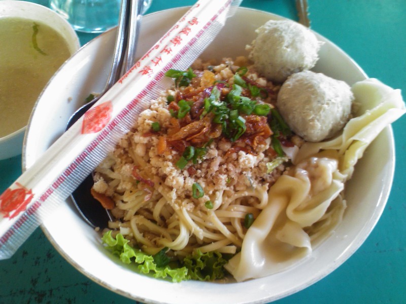 mie yamin: Siapa yang Bersabar Pasti Akan Beruntung