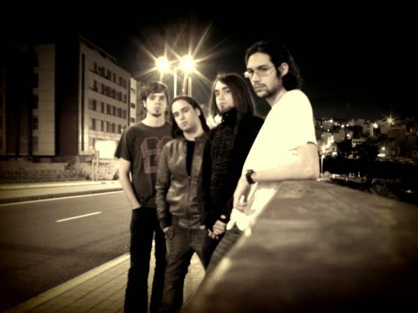 Shattered Fears - "Dragging me down" - El futuro de la marmota