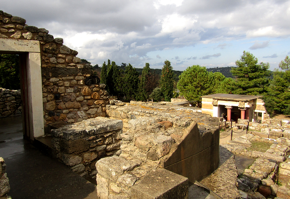 ΣΤΟ ΕΠΙΒΛΗΤΙΚΟ ΑΝΑΚΤΟΡΟ ΤΗΣ ΚΝΩΣΟΥ