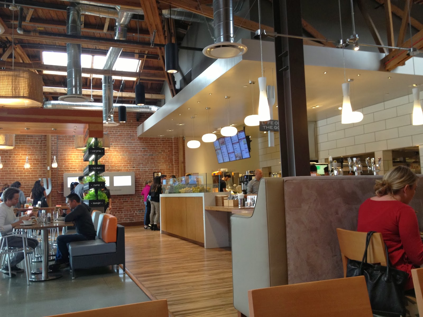 Hugger Food: LYFE Kitchen