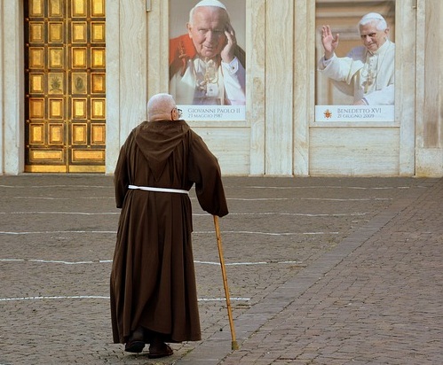 Pengertian Kaul Dalam Gereja Katolik - I.H.S