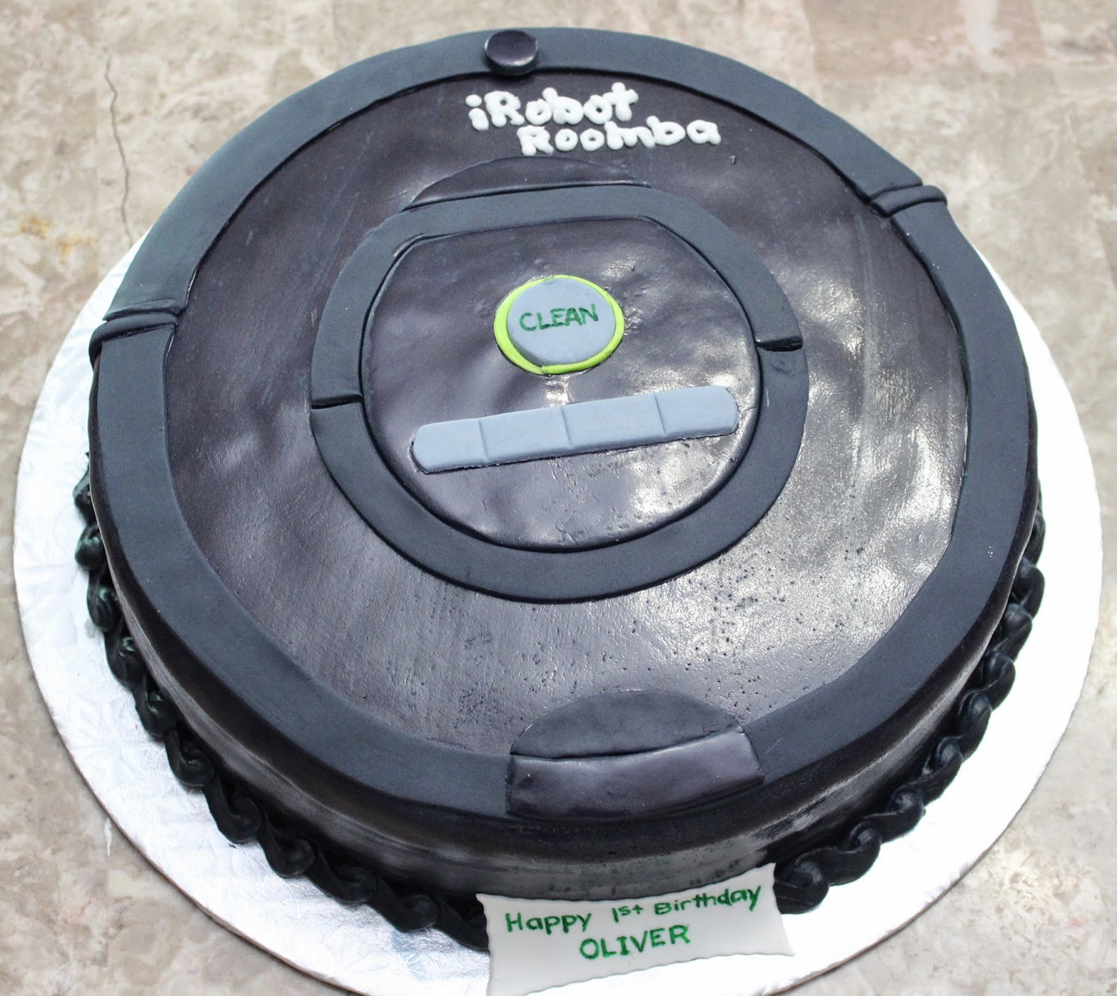 Love Dem Goodies: IROBOT ROOMBA CAKE