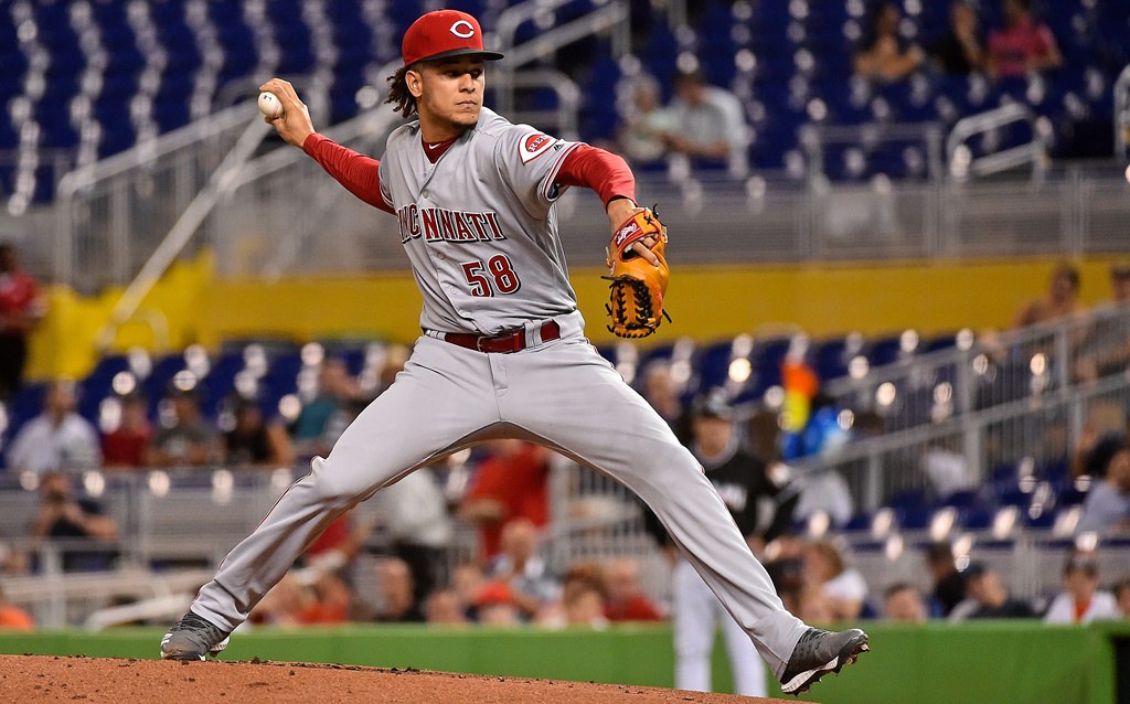 Teknik Melempar Bola Cepat (Fast Ball) Dalam Baseball - Edukasi Center