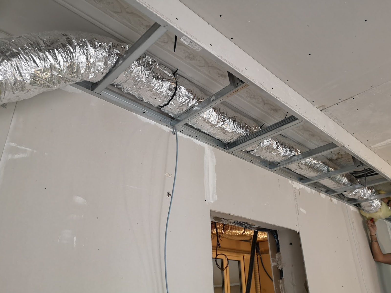 Un système gainable dans un appartement à Paris