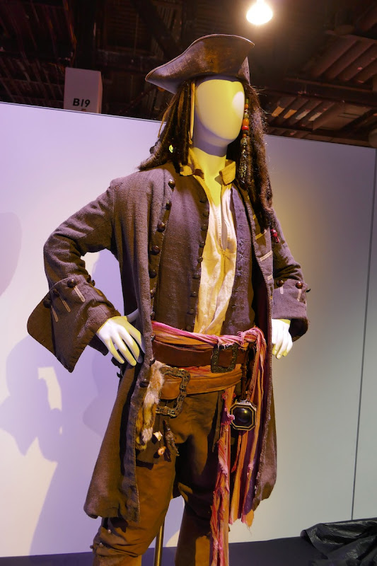 Hollywood Movie Costumes and Props: Geoffrey Rush and Johnny Depp ...