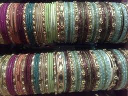 Chand Raat, Mehndi Designs and Choorian(Bangles) | Pakistan Fashions ...