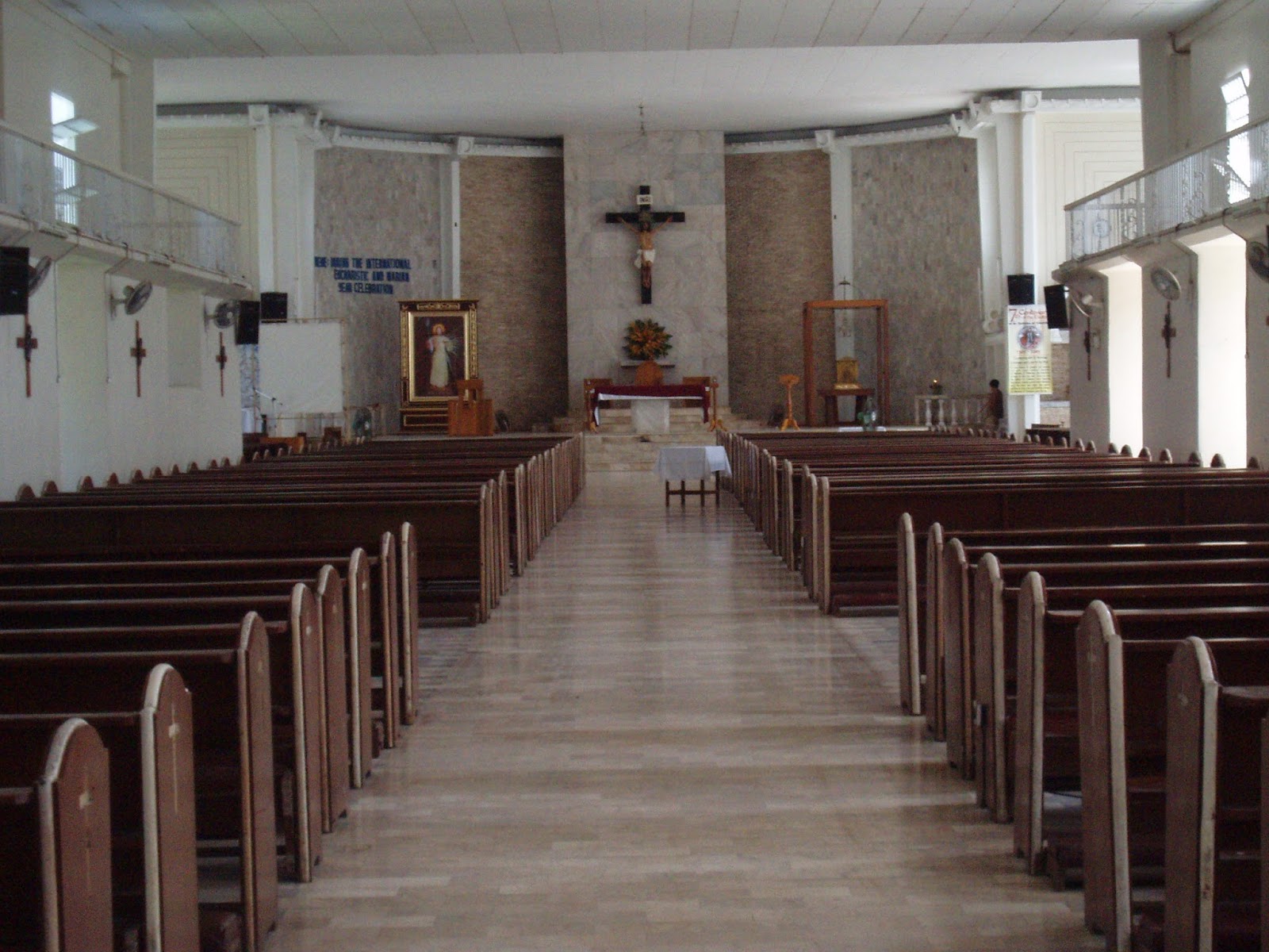 BEACHES AND CHURCHES: DOLPHIN WATCHING IN BAIS