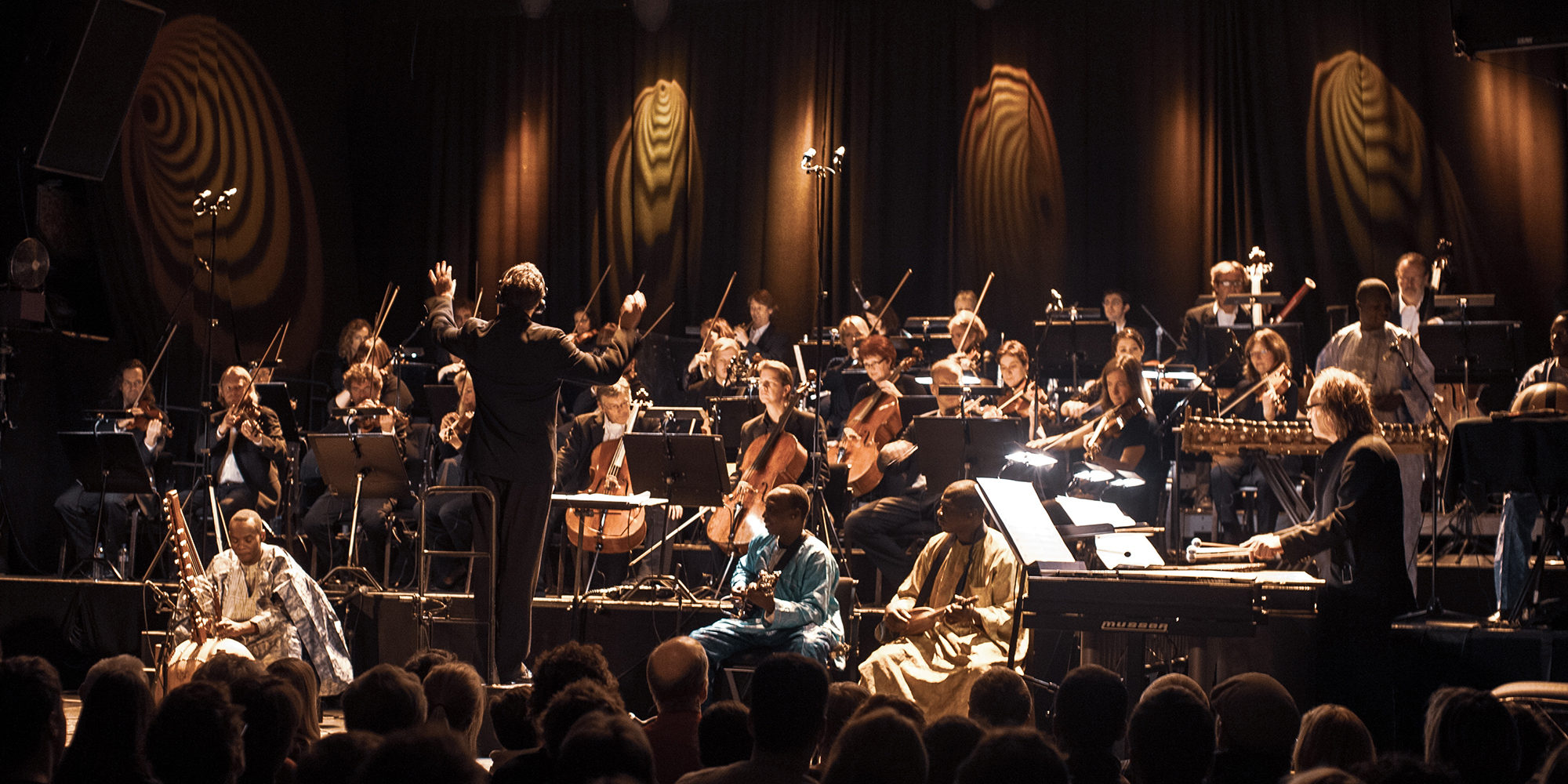 Toumani Diabaté & The London Symphony Orchestra – Kôrôlén (2021) ~ la ...