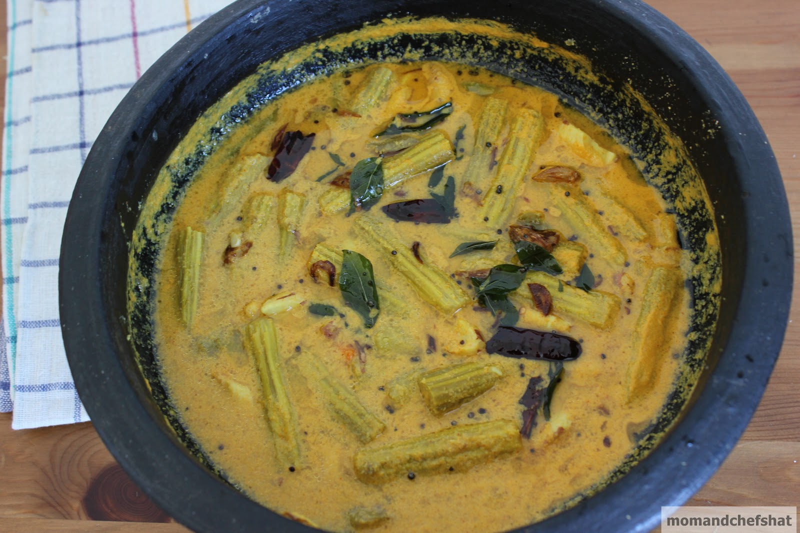 Cooking in mommy's shoes: Chakkakuru Manga Muringakka Curry/Jackfruit ...