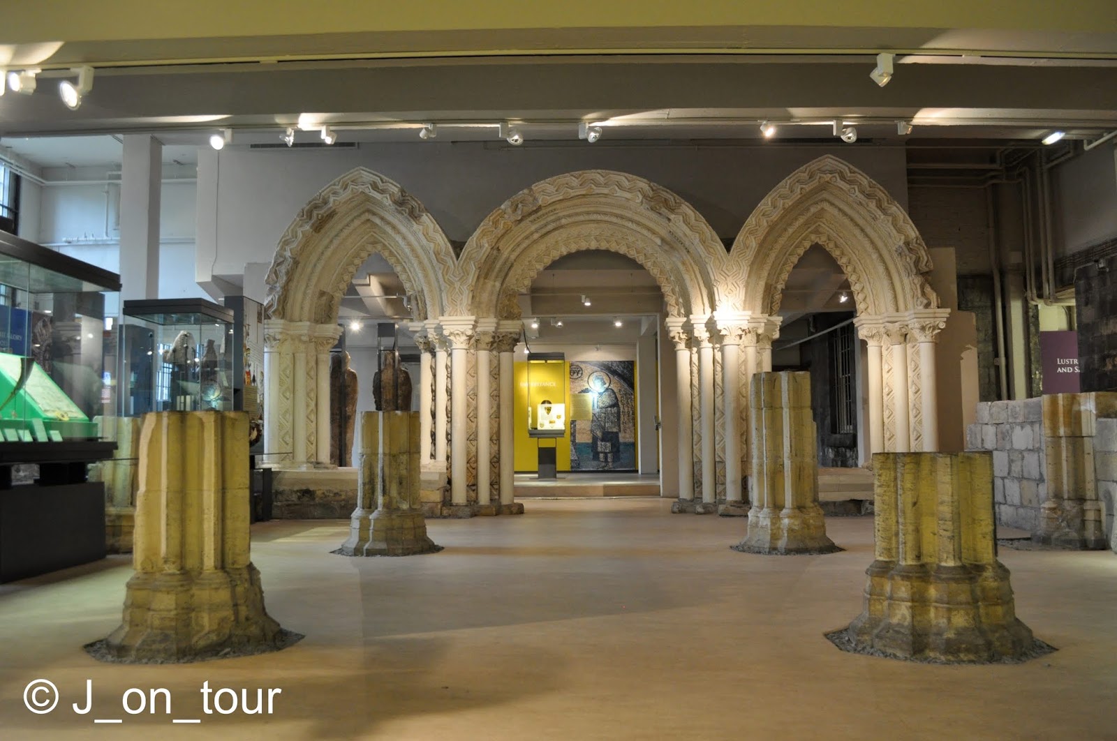 J_on_tour: York - The Yorkshire Museum ... and a bonus