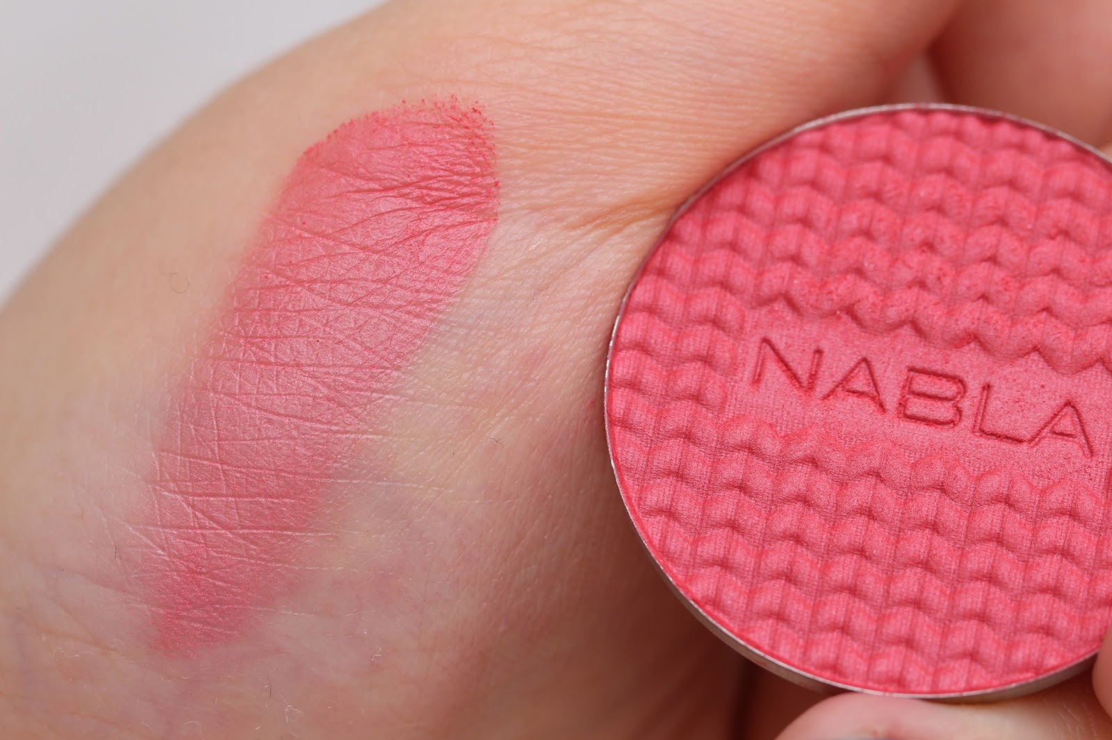 Preview & Swatches Nabla Cosmetics: Blossom Blush e Shade&Glow ...