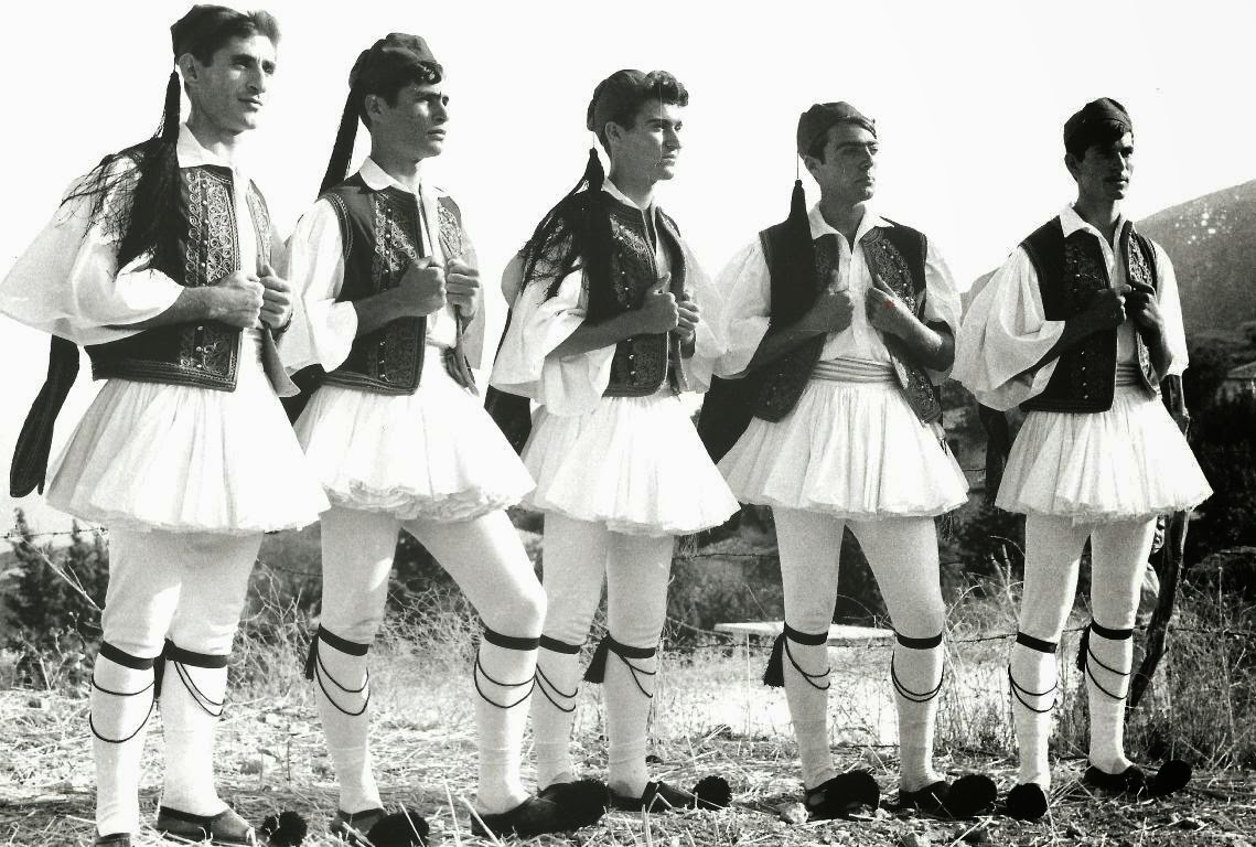 ΜΠΟΡΑ ΕΙΝΑΙ ΘΑ ΠΕΡΑΣΕΙ - Let's wait until the storm passes: Η Ελλάδα ...