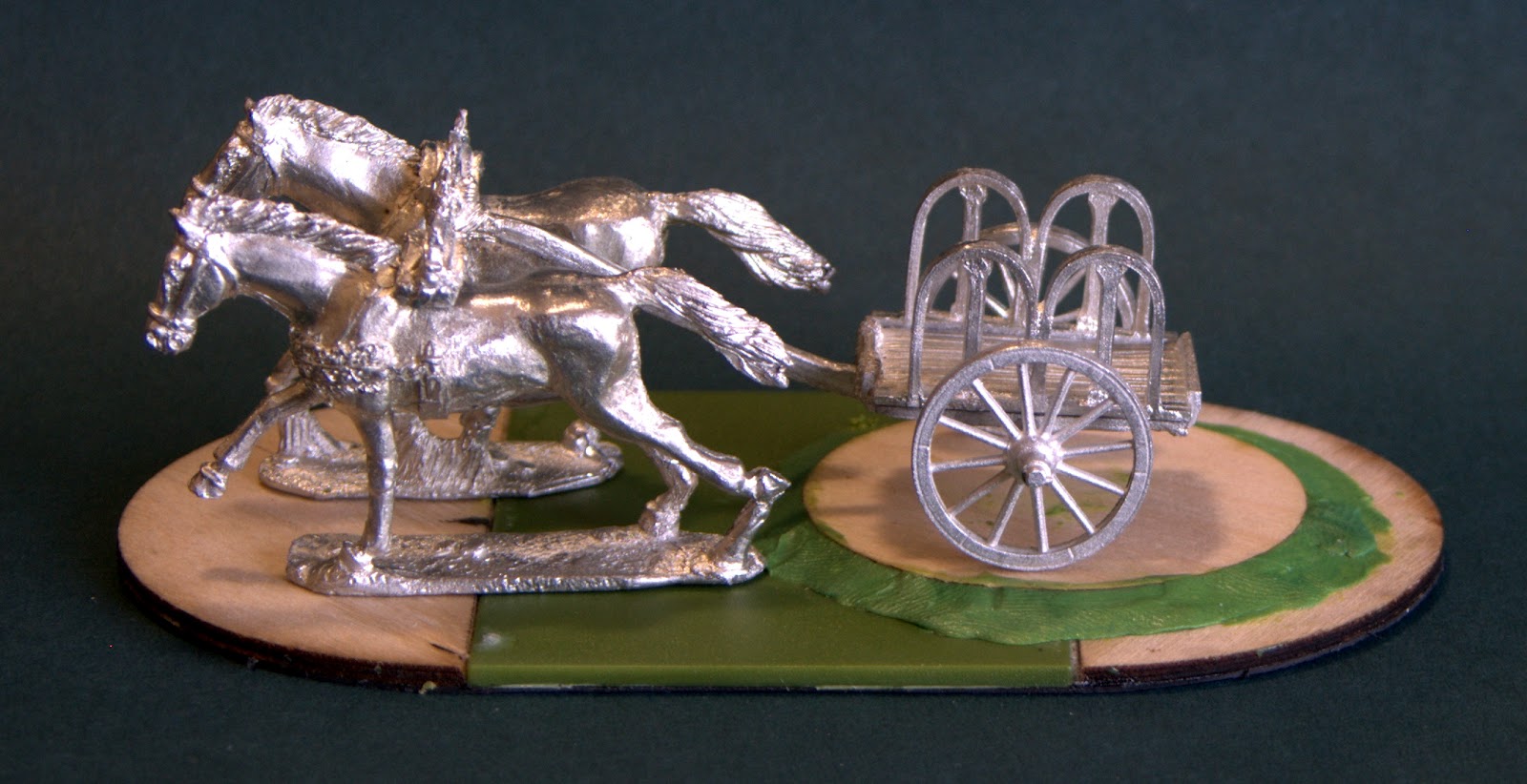 The BigRedBatCave: Relic Miniatures Gallic Chariot
