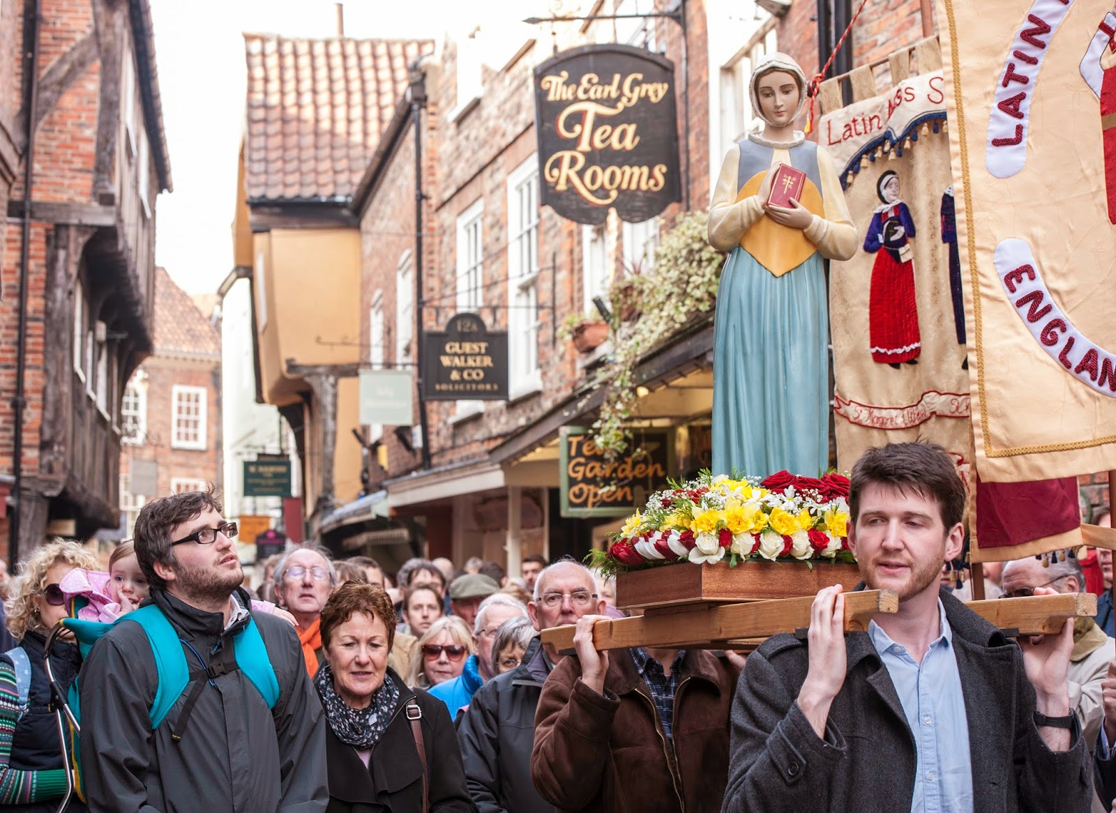 The Traditional Latin Mass in Lincolnshire : LMS York Pilgrimage St ...