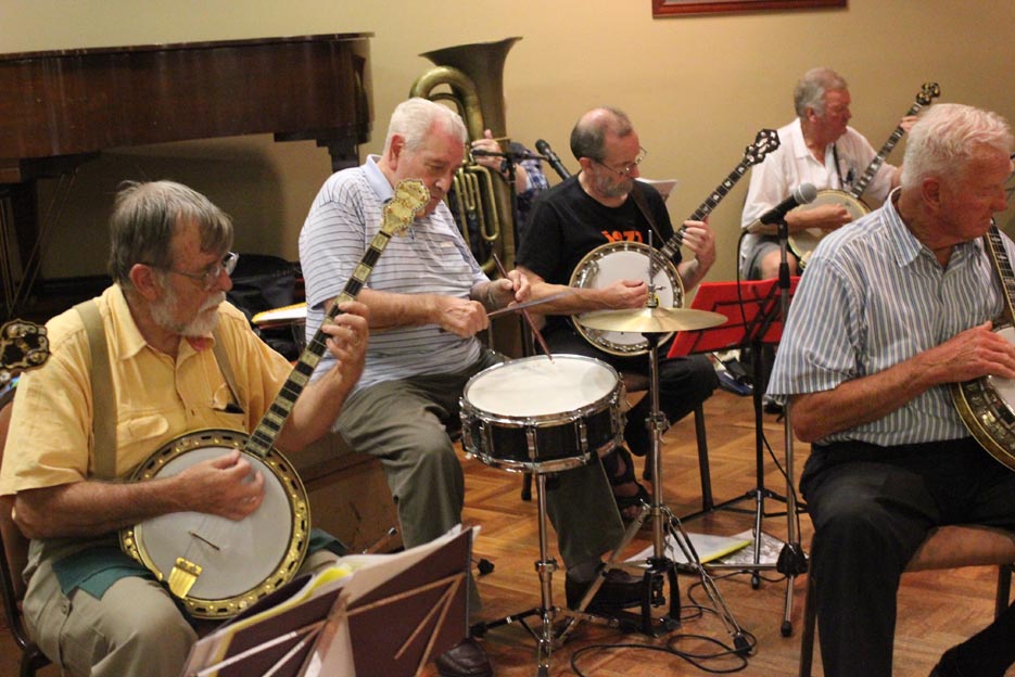 Sydney Banjo Band: March 2012
