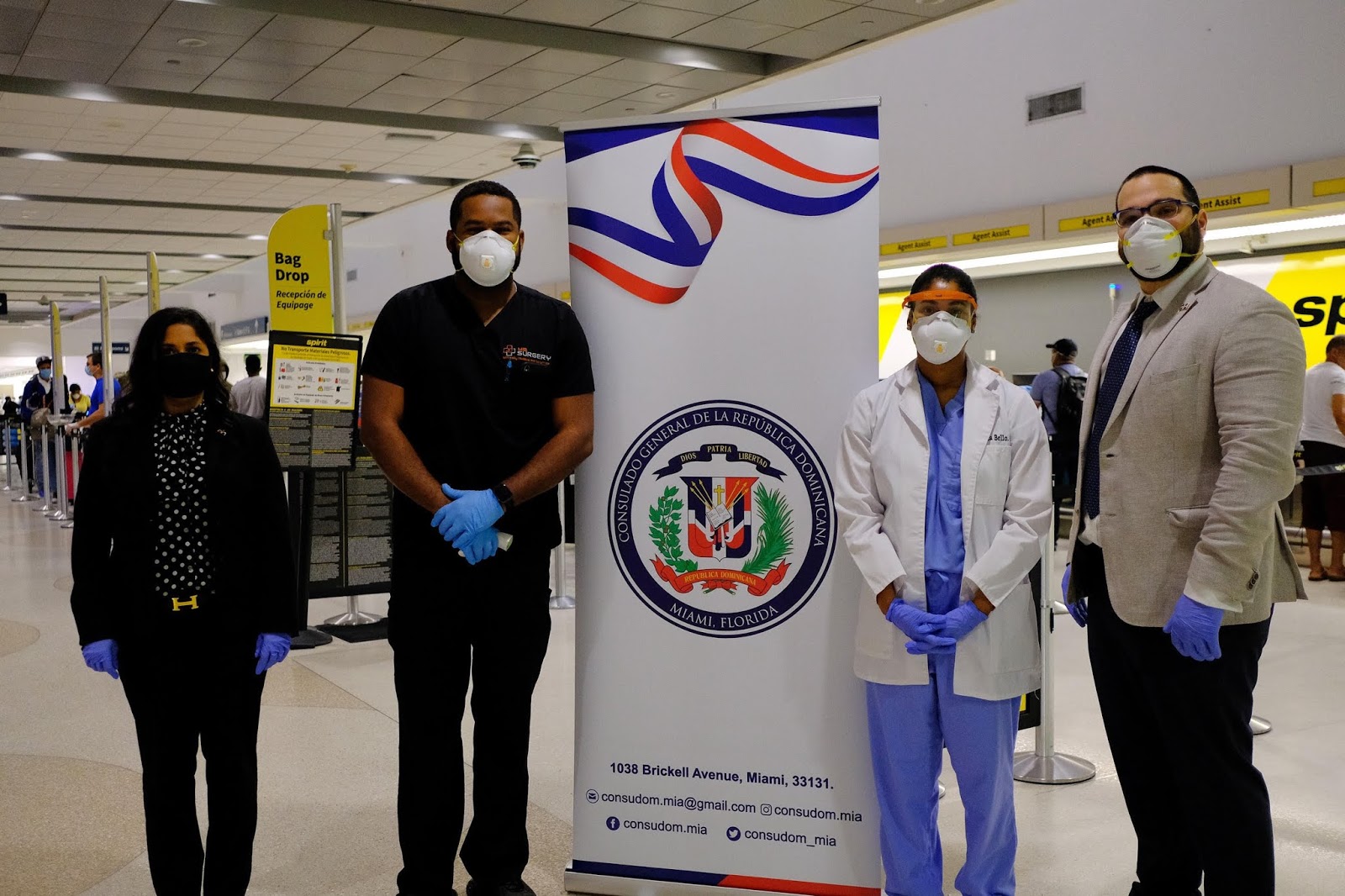 CONSULADO DOMINICANO EN MIAMI RETORNA 141 DOMINICANOS VARADOS ...