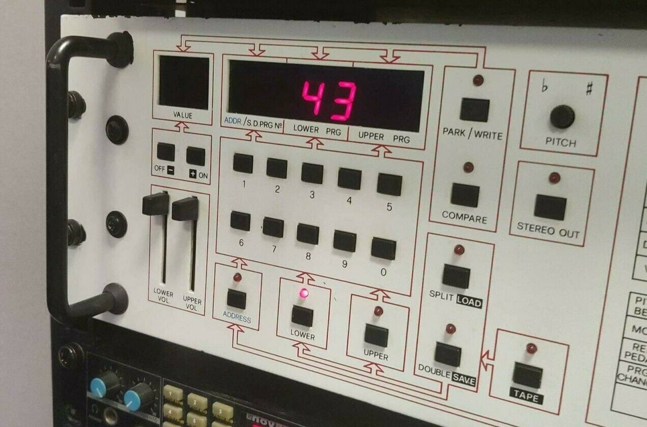 MATRIXSYNTH: White Model Crumar bit 01 Rack Expander Synthesizer