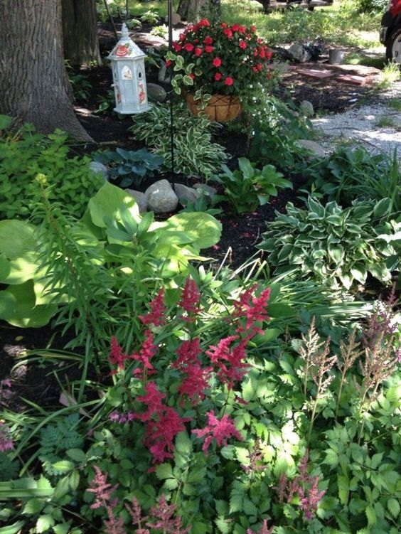 36 Inspiring DIY Flowers Garden Backyard That Make Your Home Fresh ...