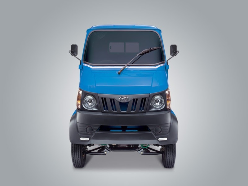 INDIA CAR SHOW: Mahindra and Mahindra launched Gio compact cab in Kerala.