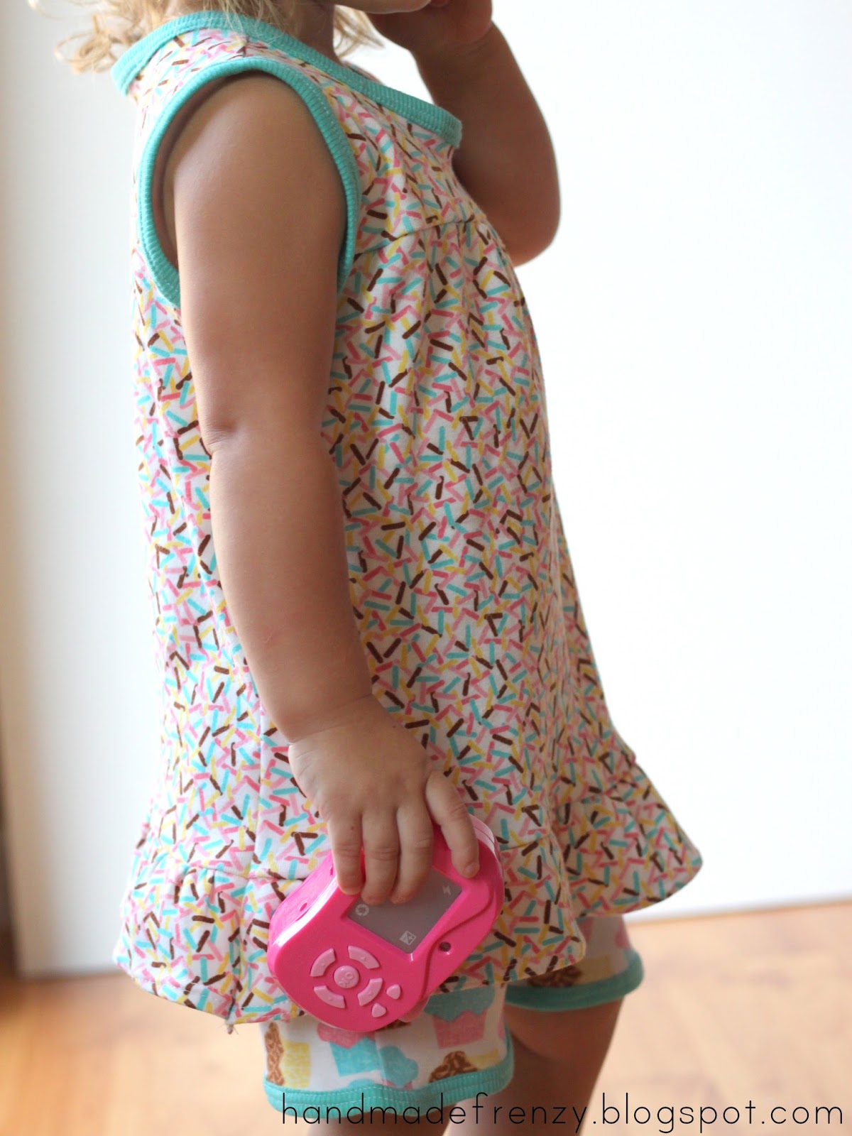 Summer PJs Tutorial / Handmade Frenzy