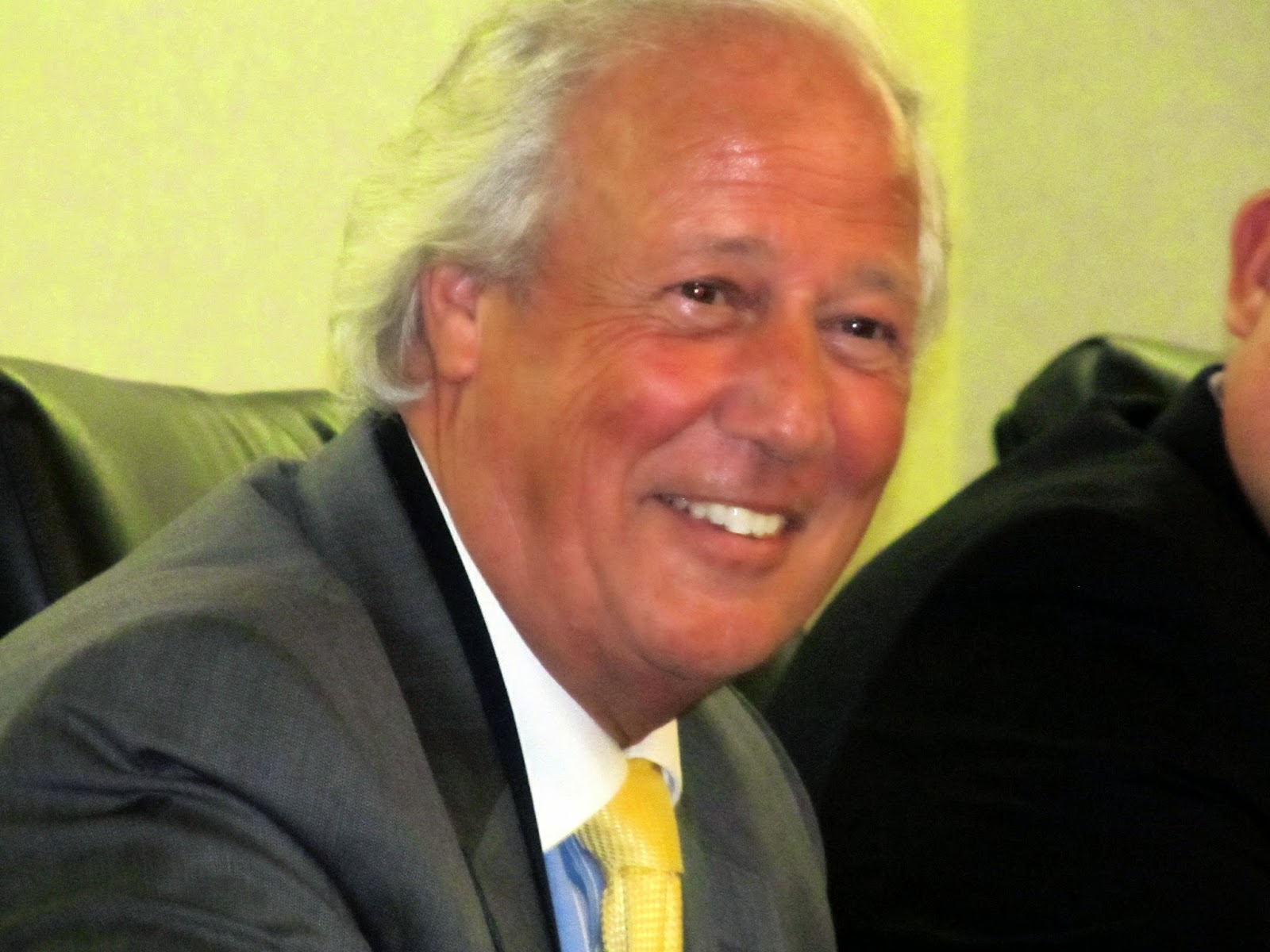 Lehigh Valley Ramblings: Banned Bob Condemns Brown's Secretive Government